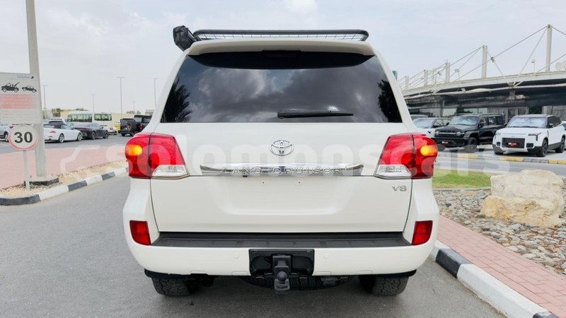 Buy import toyota land cruiser white car in honiara in guadalcanal ...